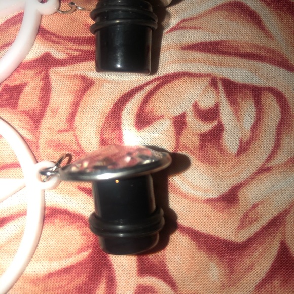 Boutique | Jewelry | Nwt 2 Gauge Jewel Plugs W Pentagram Dangle | Poshmark